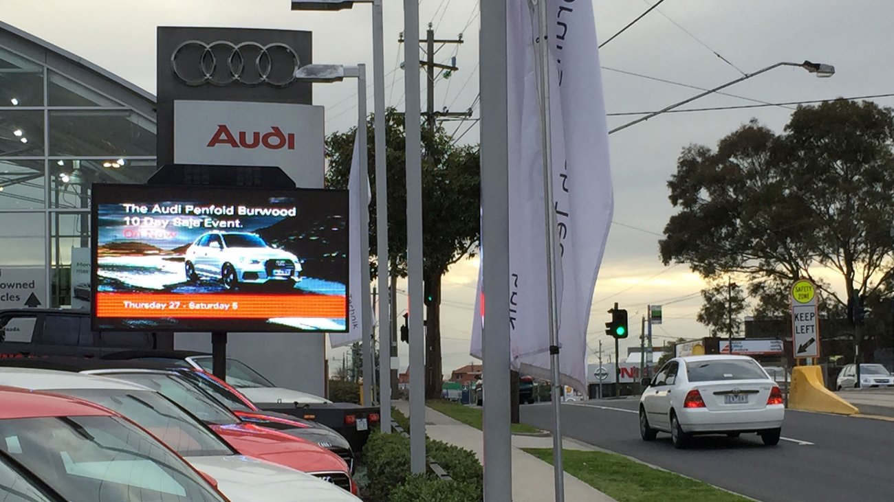 Audi 10 Day Sale Advertised On Relocatable Digital Billboard