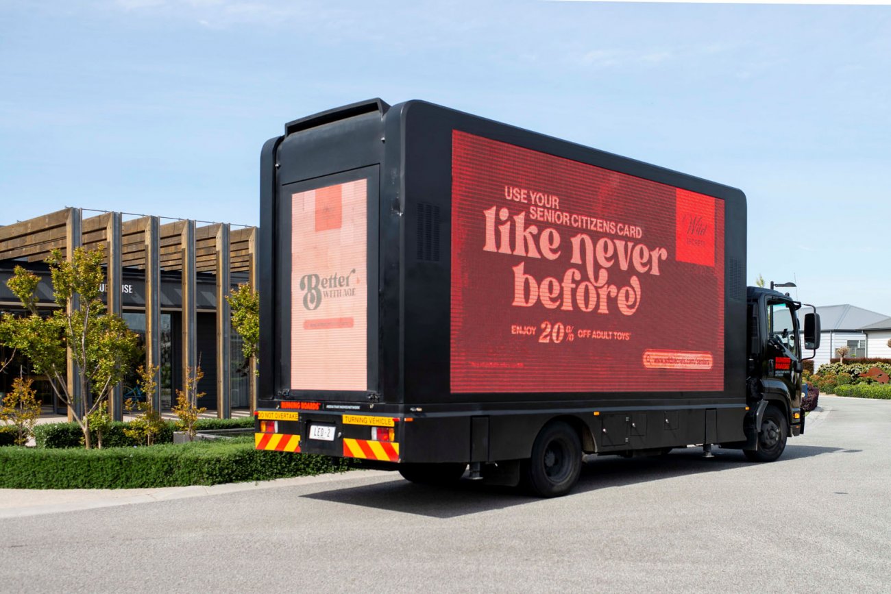 Lingerie brand 'Little Secrets' uses the Digital Mobile Billboard